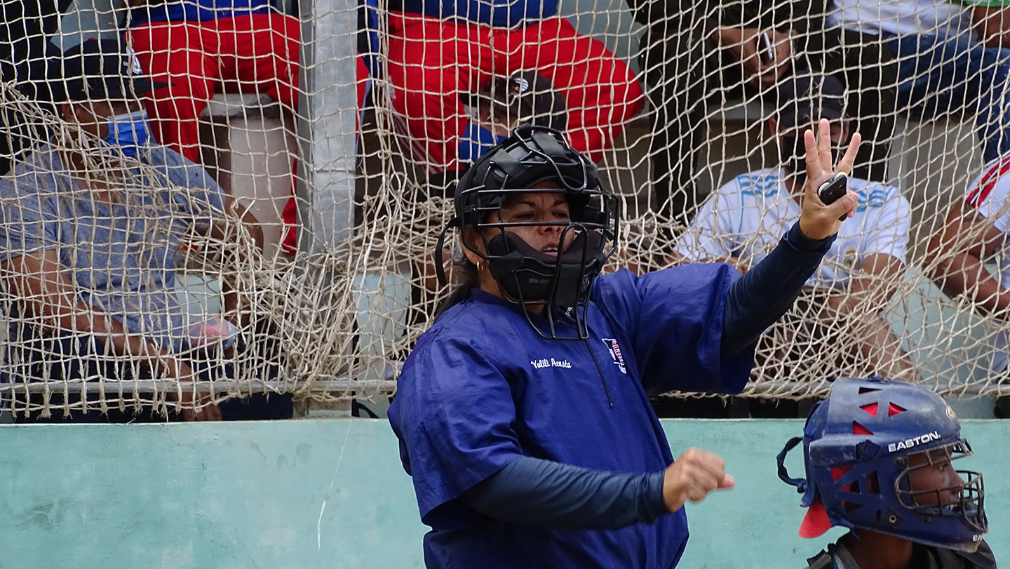 ¿Quién es Yalili Acosta, la primera granmense en impartir justicia en ...